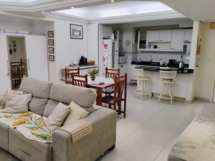 Comodidade A 200 Metros Do Mar. - Torres