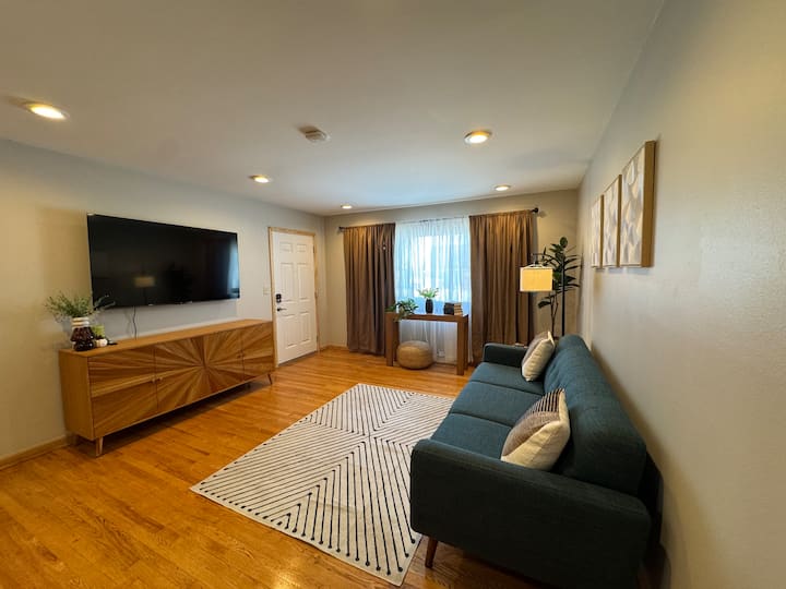 Longstays/workspace/washer/dryer - Germantown, WI