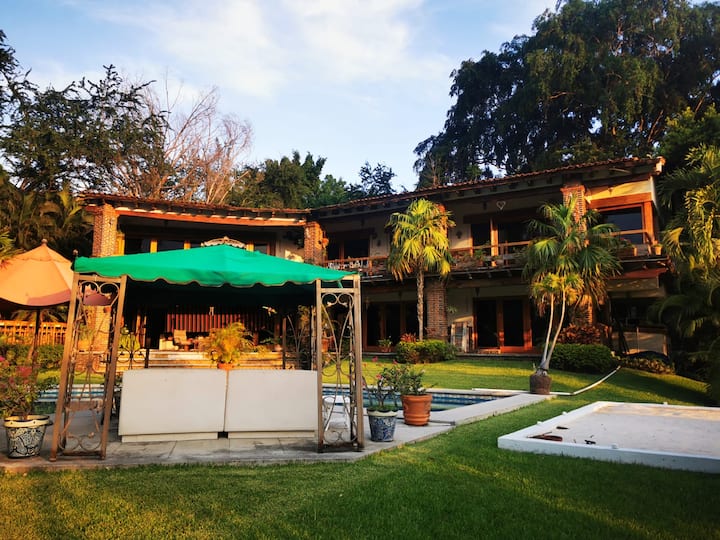 Bungalós San Pablo - Estacas