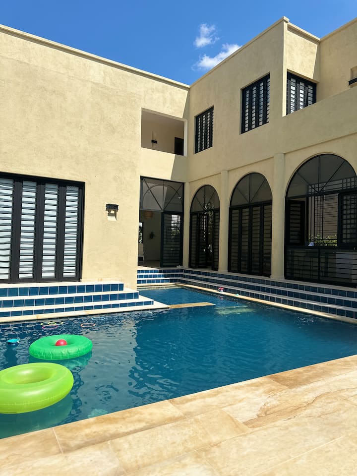 Casa En El Peñón, Diseño úNico. - Girardot