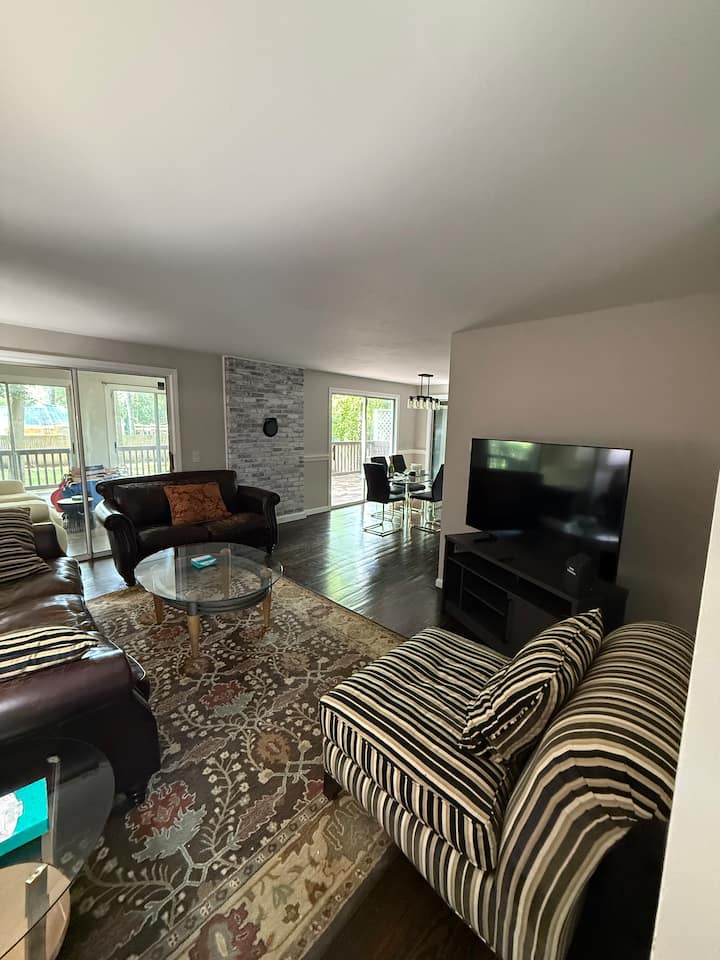 Spacious And Ultimate Group Gathering House! - Barnstable, MA