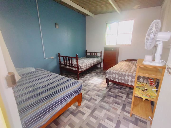 Habitación Triple - Camaná