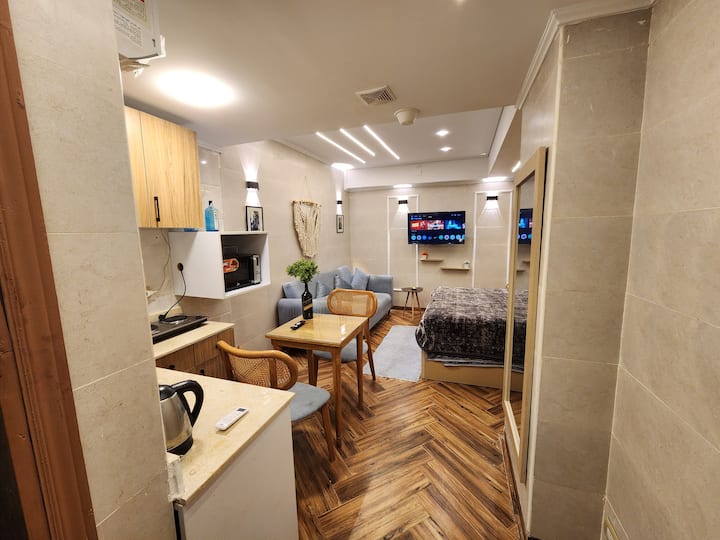 Zamalek Studio: Stylish/central - Cairo