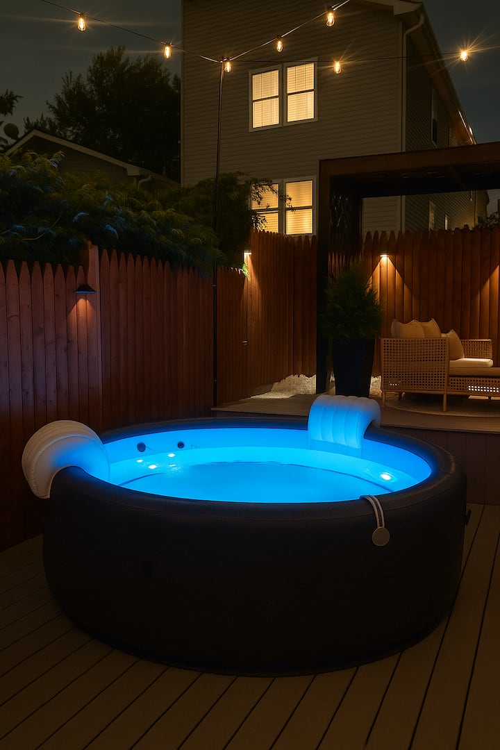 Spacious Urban Retreat + Hot Tub & Fire Pit - ベヨーン, NJ