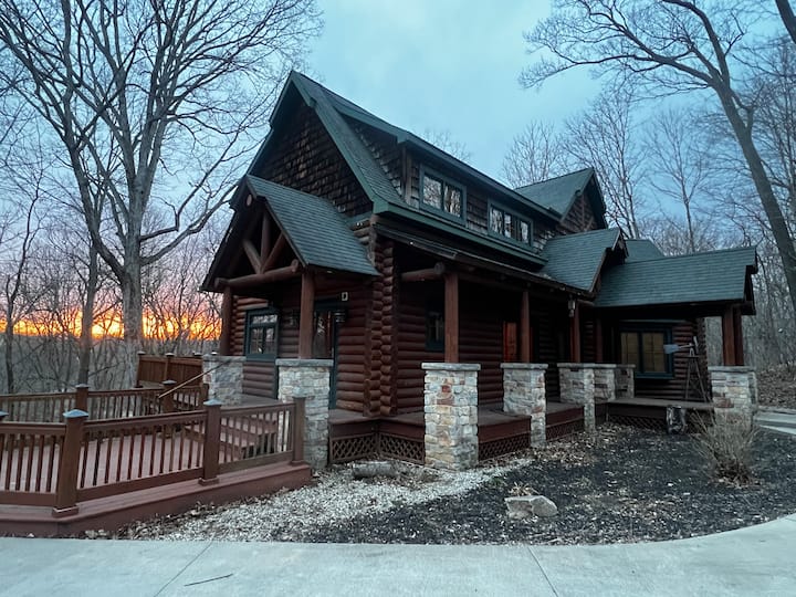 Oak Lodge On Wildcat Creek - Lafayette, IN