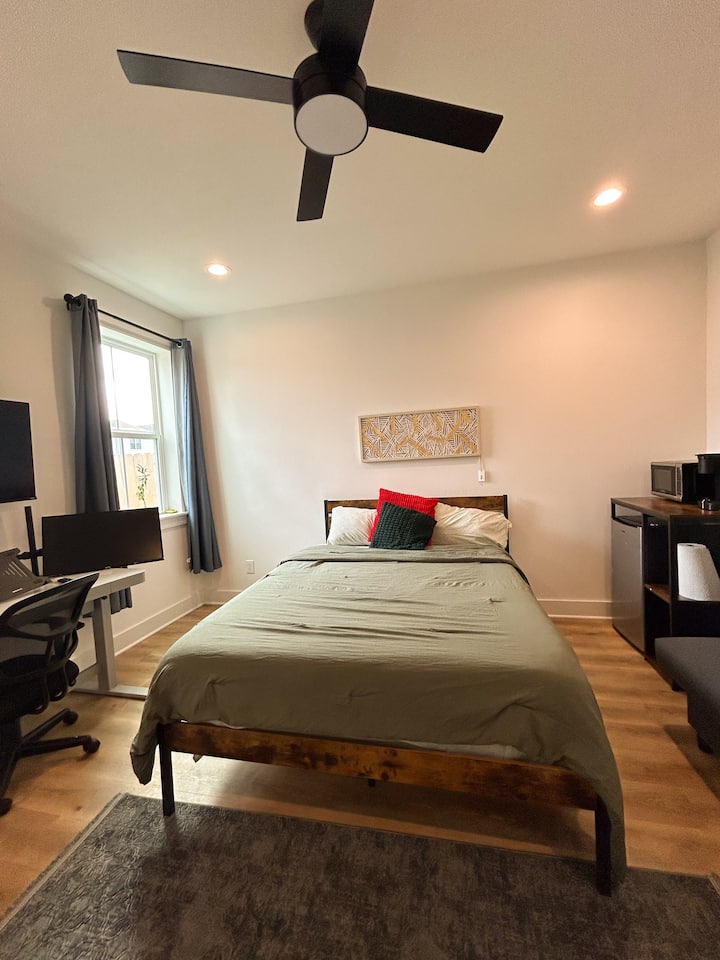 15 Minutes From Downtown! - Houston, TX