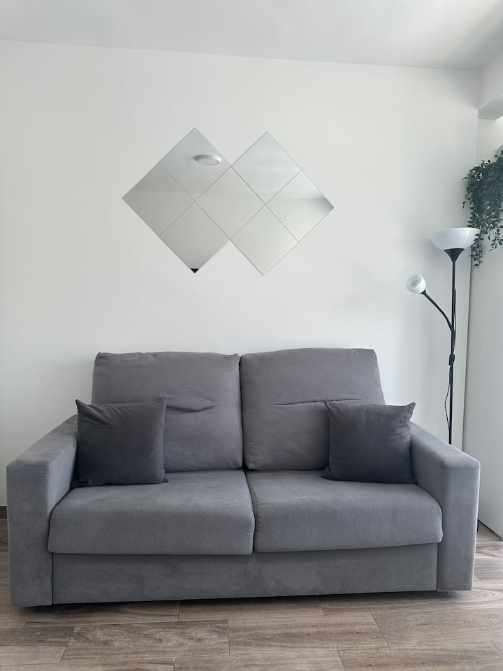 Coqueto Estudio En Los Alamos - Torremolinos
