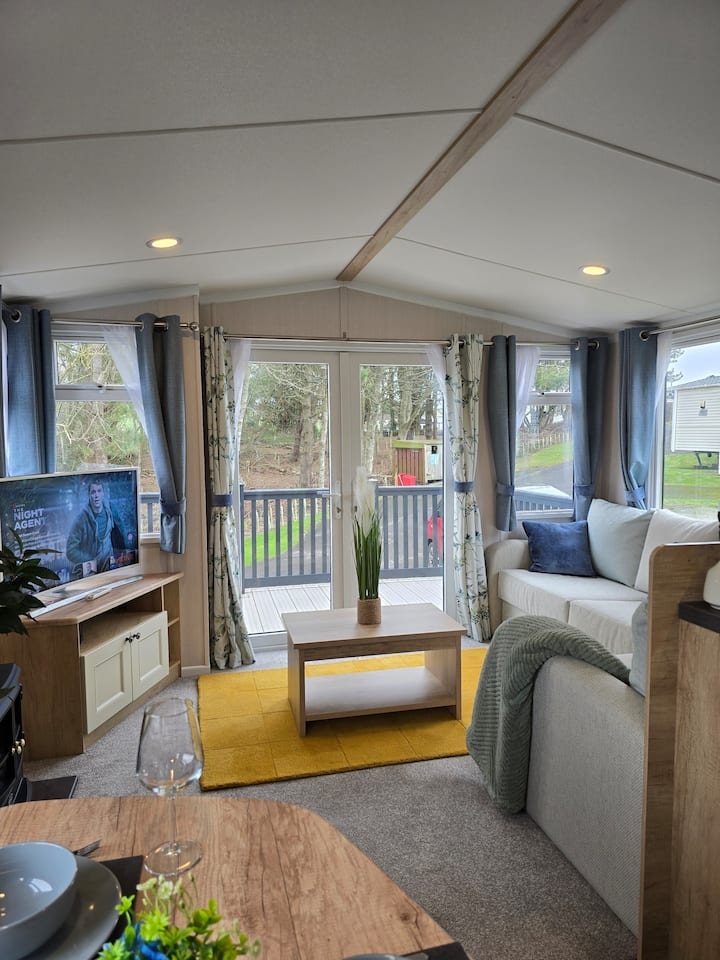 Durdle Door Family Holiday Home - Lulworth Cove