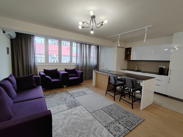 Elegant Gem With Grand Terrace - Armenien