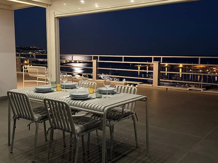 Zaffiro Attico-terrazza Privata - Сан-Pемо