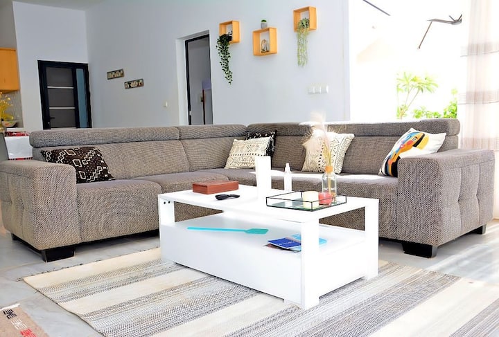 Superbe Villa, Piscine Privée + Option Transfert - Senegal