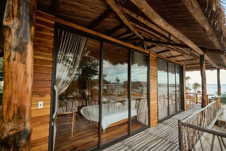 Beachfront Deluxe - Phú Quốc