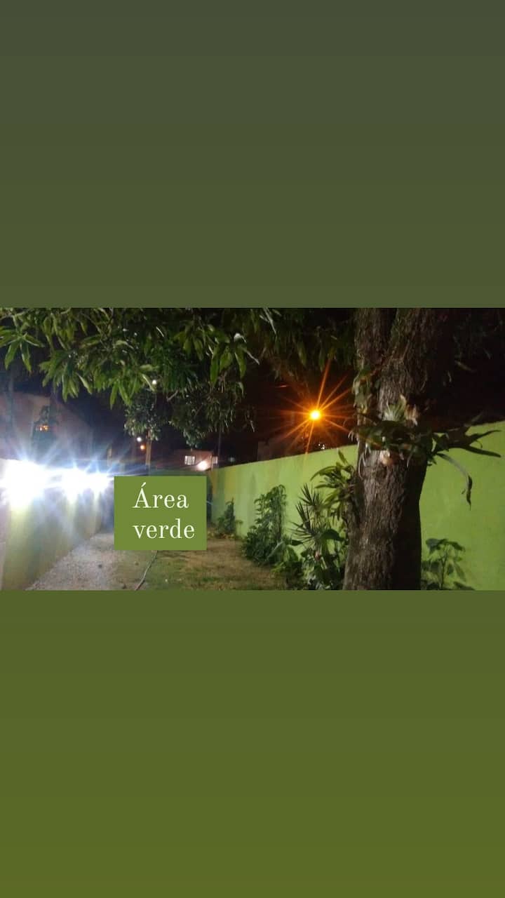 ÁRea Verde Quatro Quartos 09 Camas - Rio das Ostras