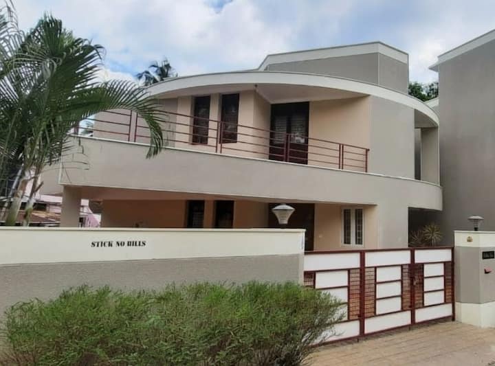 2bhk Villa In Trivandrum City - Trivandrum