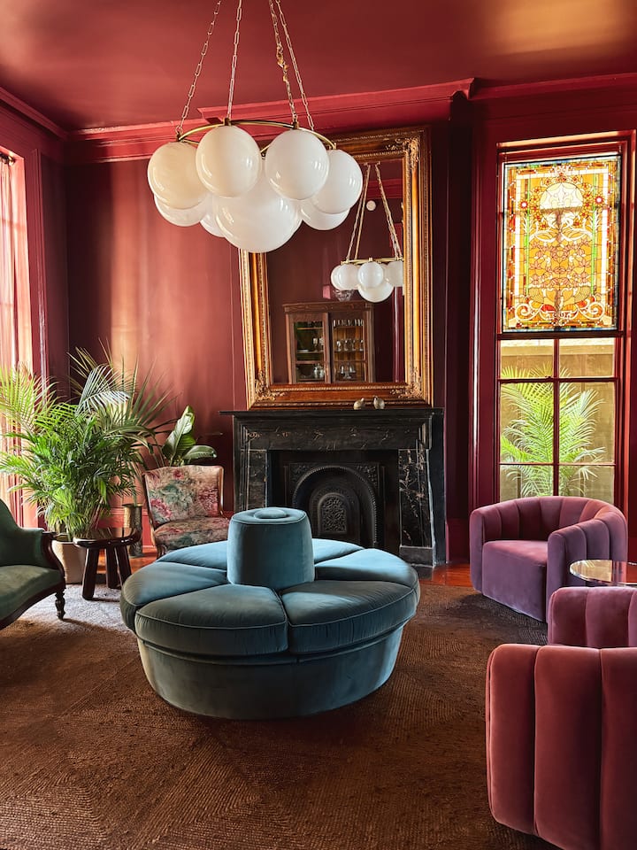 The Avery | 9br Bed & Breakfast In Garden District - New Orleans, LA