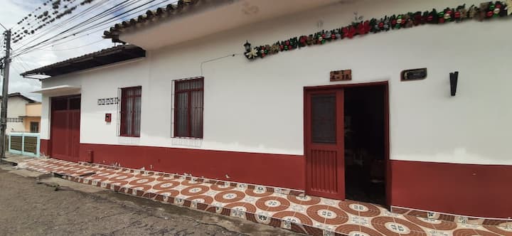 Acogedora Casa Y Antigua - Altamira, Colombia