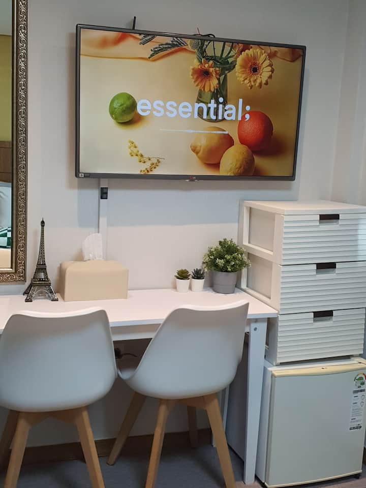 [에셀나무]신규할인•무료주차•영등포시장역도보5분•홍대,강남,성수/타임스퀘어,신세계/개인욕실 - Seul