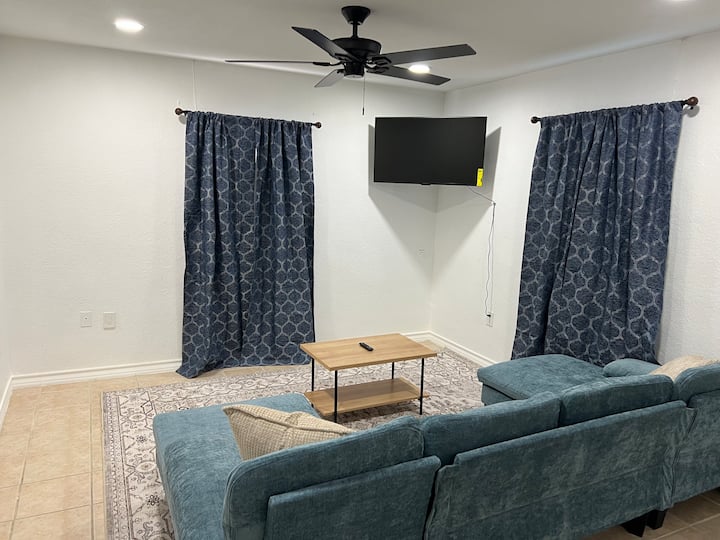 Apartment In The Heart Of Brownsville - Brownsville, TX
