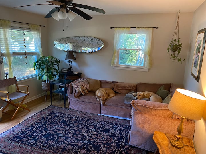 Cozy Bungalow 5 Min To Folly - Folly Beach, SC