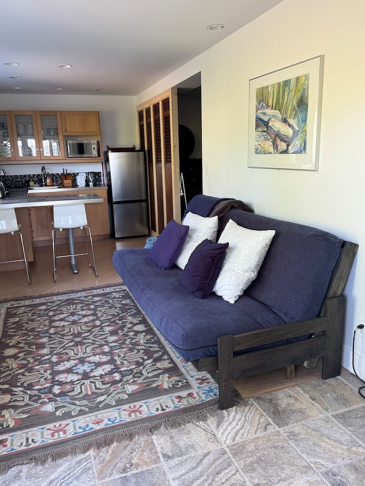 Guest Suite On The Salish Sea - Hornby Island