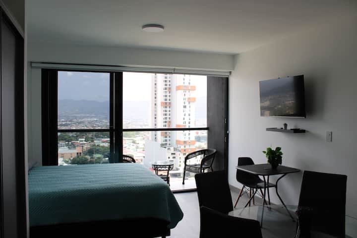 Estudio En Barrio Escalante Con Hermosa Vista 16p - Costa Rica