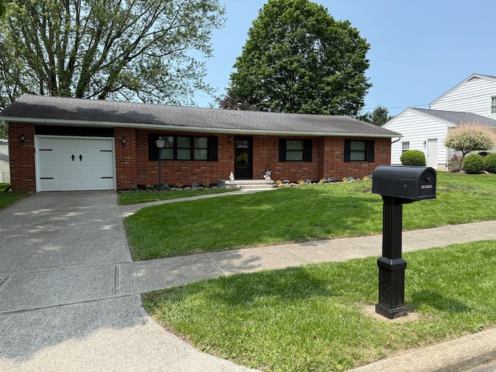 King Master ~ Multi-night Discounts - Milan, OH