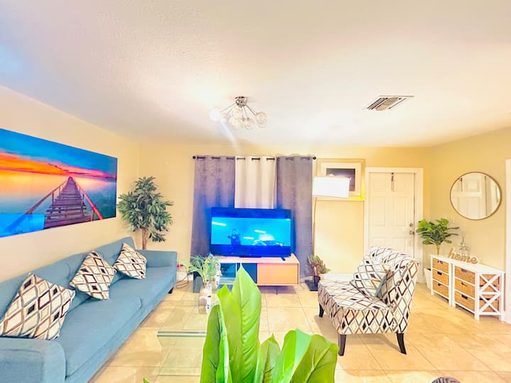 Cozylarge Room/pool, Beach 10 Mn - Palm Beach Gardens, FL