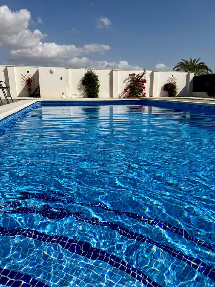 Villa La Famille Sans Vis-avis Matola - Elche