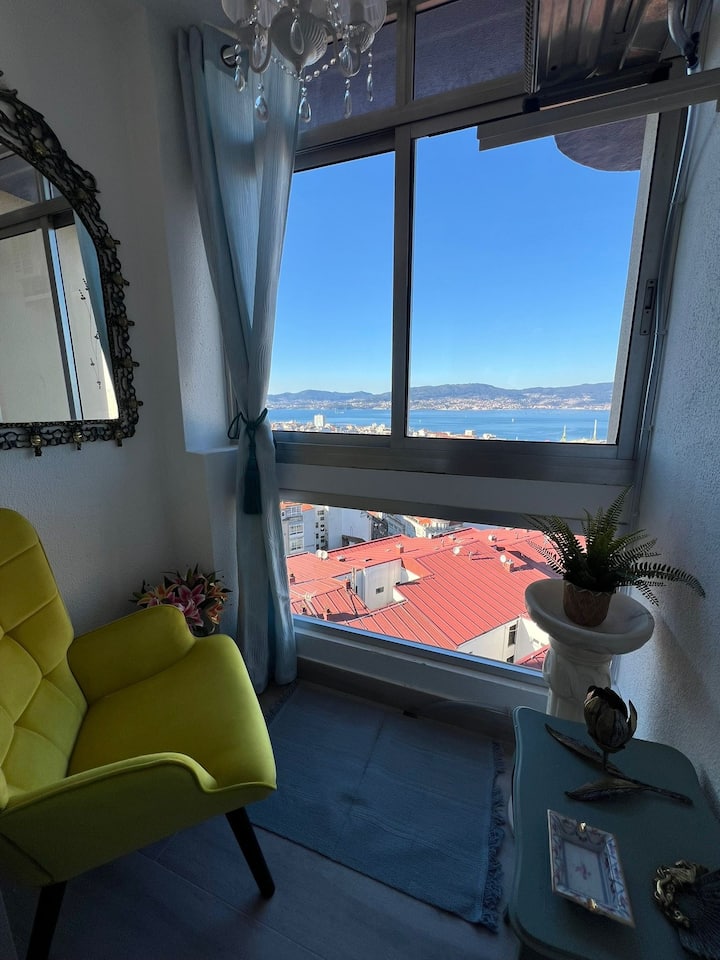Piso A 600 Metros Estación De Urzaiz Vistas Al Mar - Vigo
