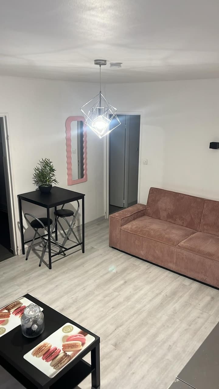 Appartement Bron - Bron