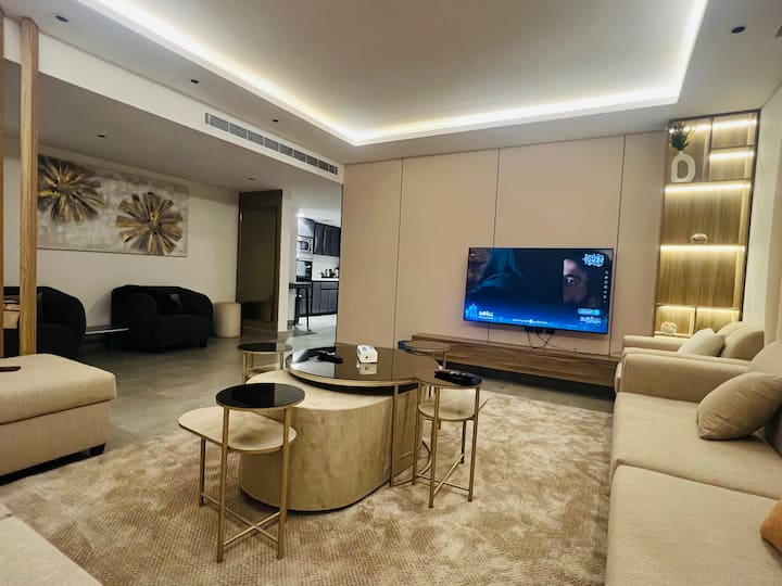 شقهVipروزالملقا2غرف وصاله 2 دوره مياه دخول ذاتي - Riad