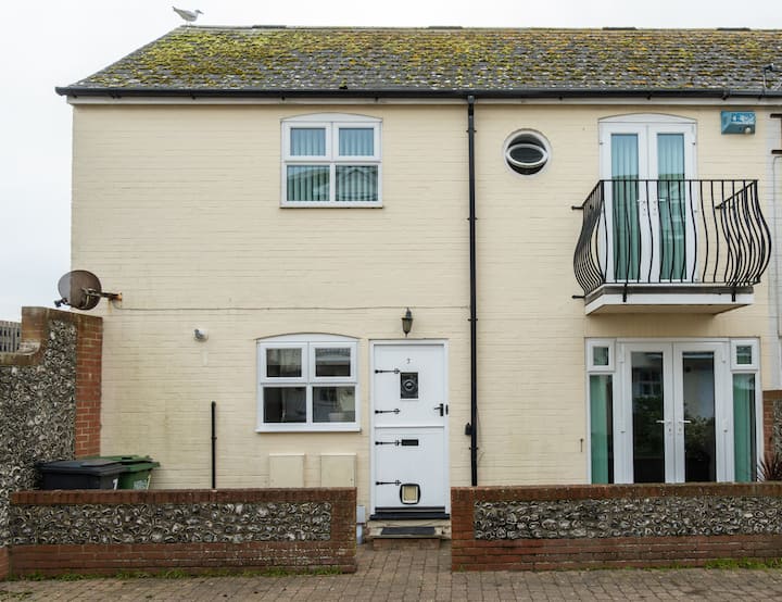 Cozy Cottage, Eastbourne - Eastbourne