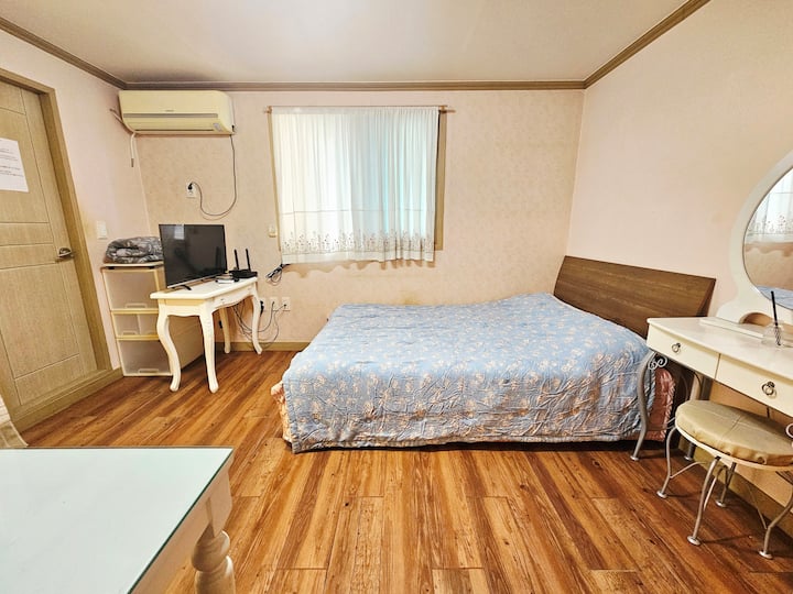 임당동Aeo 영남대역 임당역 지하철역 도보15분거리 위생소독철저 - Daegu