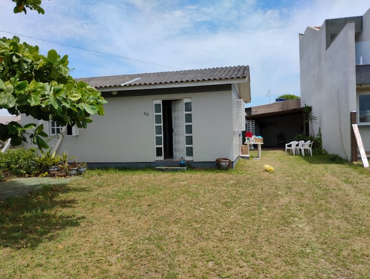 Casa Prática C/ Dois Dormitórios - Xangri-Lá