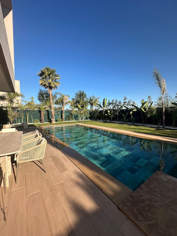 Villa Piscine Chauffée - Amizmiz
