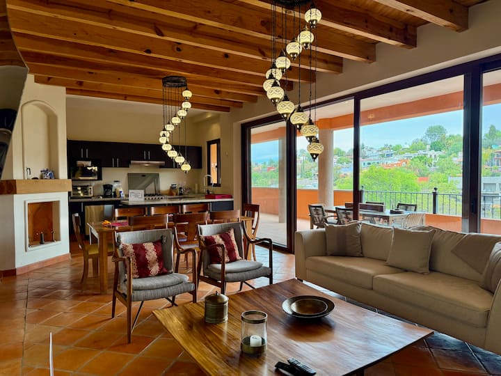 Spacious 4bd/4ba Near Centro | 5-star Amenities - San Miguel de Allende