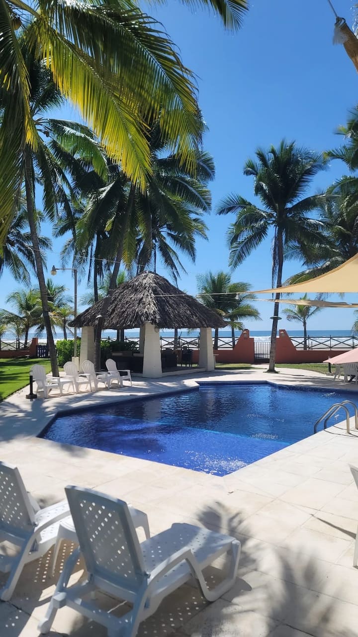 Este Del Paraíso, Costa Del Sol - El Salvador