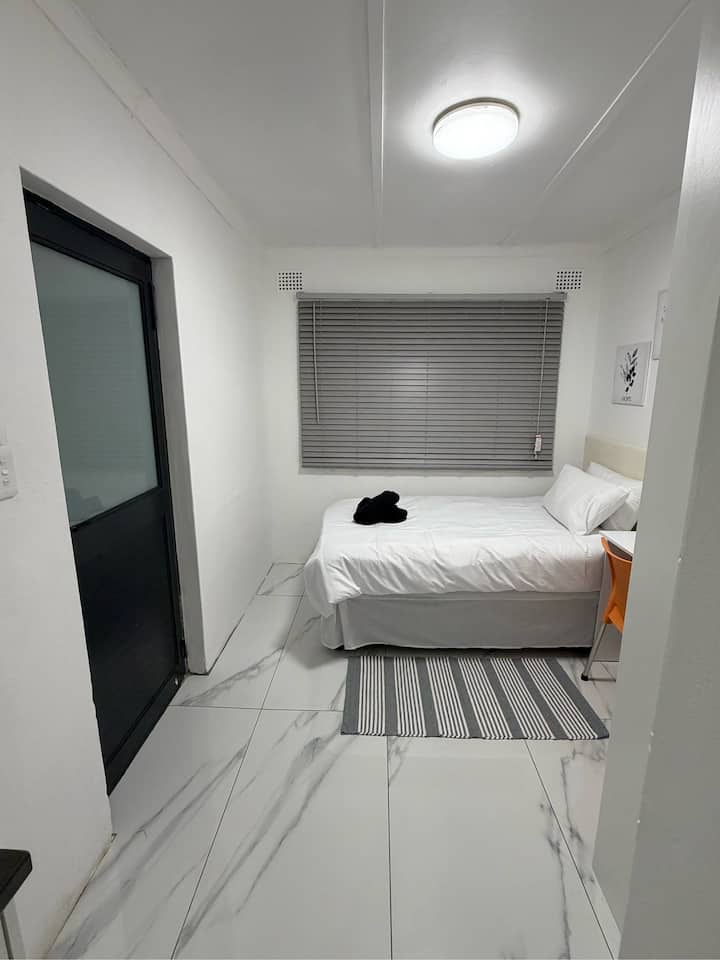 Cottage In Strand - Somerset West