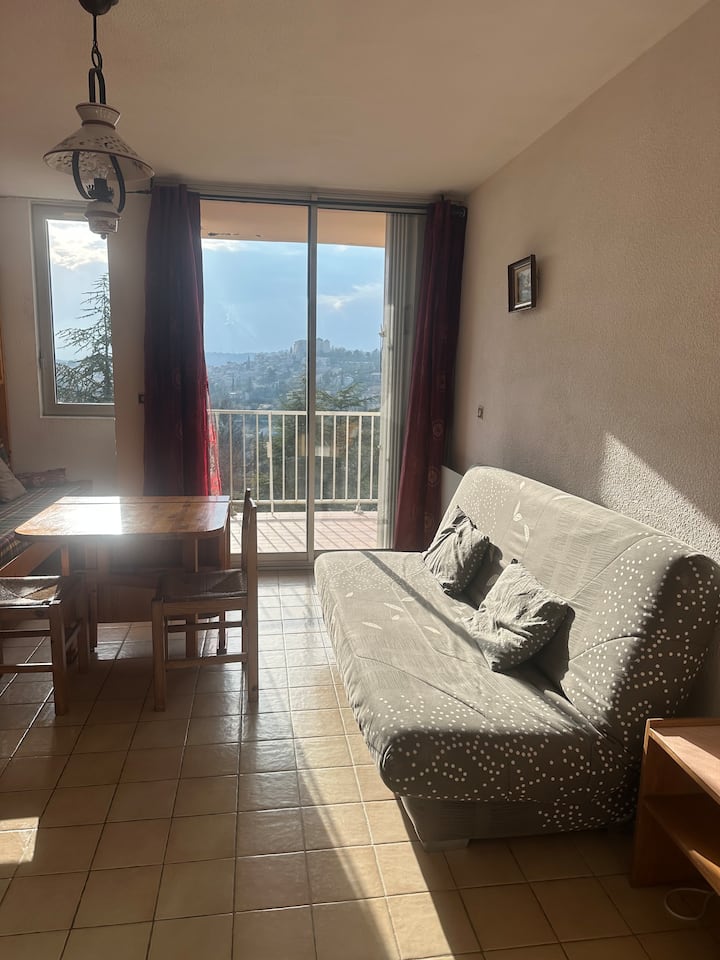 Studio Calme Vue Sur Le Château - Gréoux-les-Bains