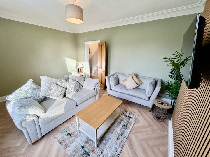 Newly Refurbished Harrogate Apartment - Knaresborough