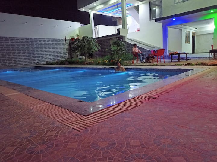 Farmhouse Just 2km From Airport - Prayagraj