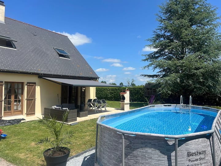 Villa With Pool - Carentan