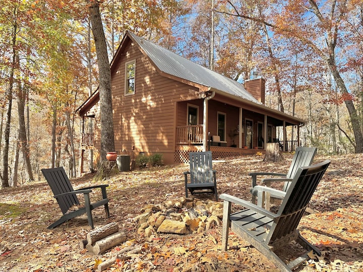 Cabin Minutes From Downtown / Vineyards / Weddings - Dahlonega, GA