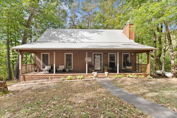Cabin Minutes From Downtown / Vineyards / Weddings - Dahlonega, GA