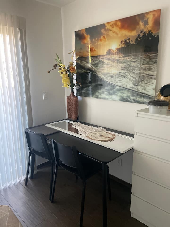 Rengstorff Room Dve - Mountain View, CA