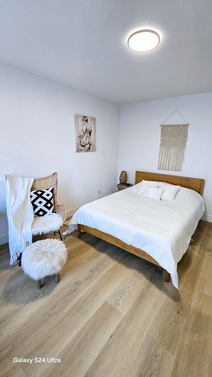 Private Cozy Suite $75 1b - Sacramento, CA