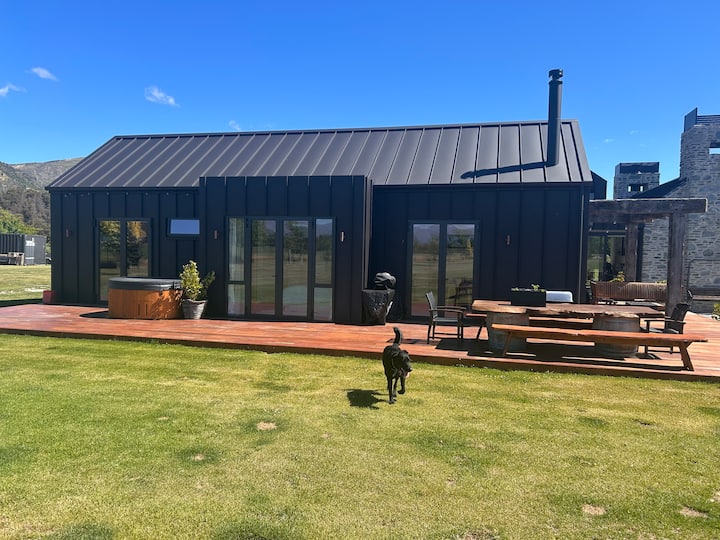 Guesthouse | Whare Kaukau (With Hot Tub) - ワナカ