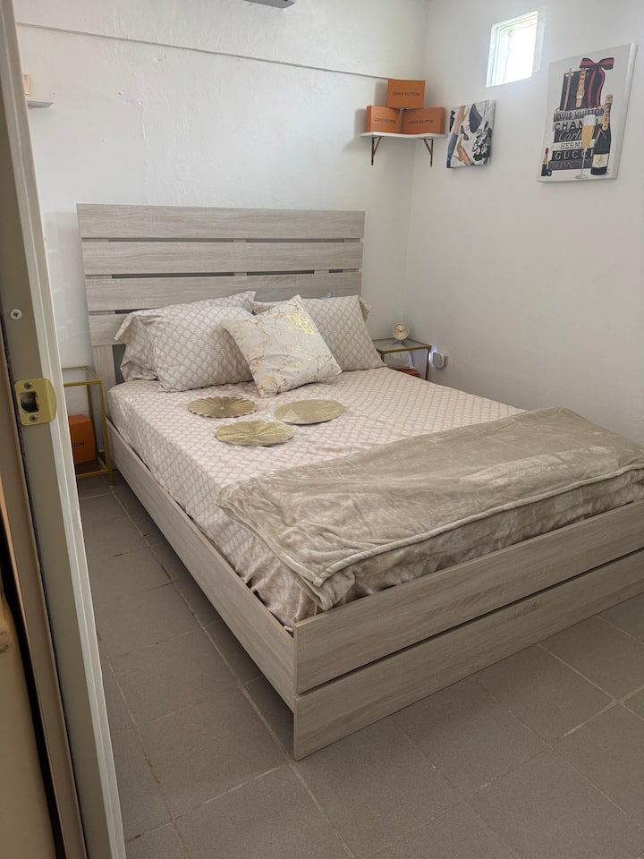 Casita Dorada 3 - Design District 2br Near Coast - Arecibo