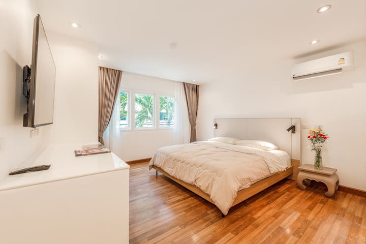 Savaan Apartment Room No. 33 - Patong Beach