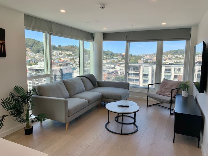 Pure Luxury With Views, Pool And Gym Inc Carpark - Wellington
